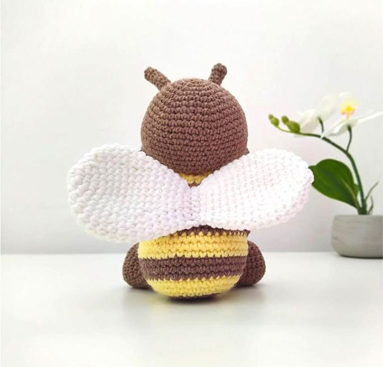 Little Honey Bee Amigurumi Crochet Free Pattern